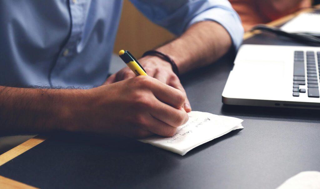 Entrepreneuriat ou Entreprenariat : Quelle est la Bonne Orthographe ...
